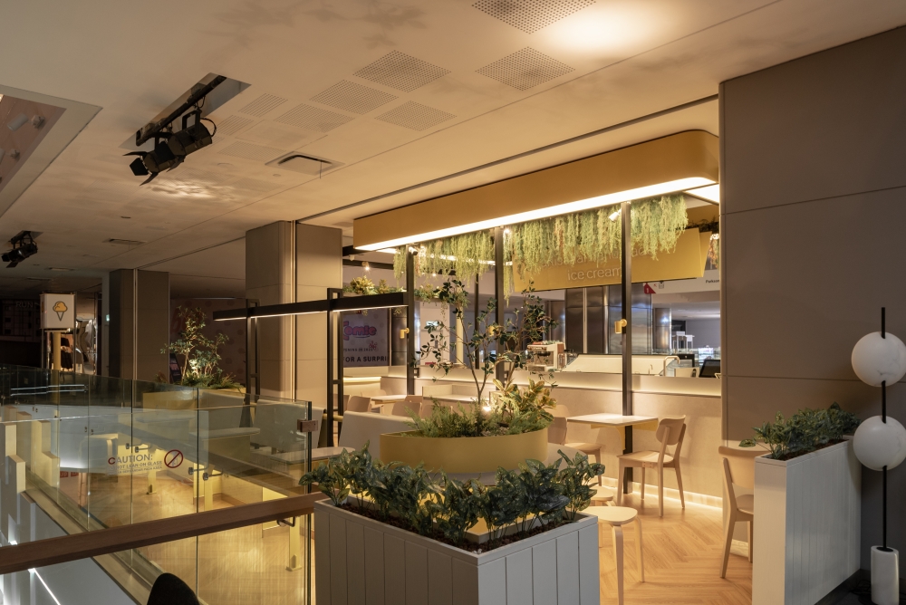 INSIDE SCOOP – Chaos Design Studio